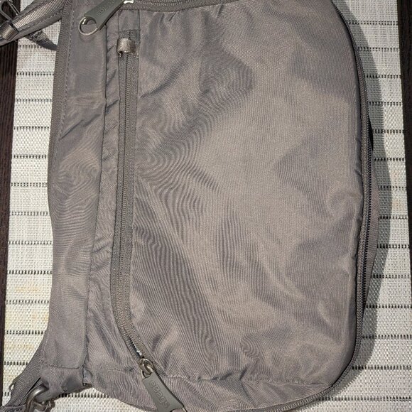 Packsafe for eBags | Bags | Pacsafe For Ebags Antitheft Crossbody Rfid ...